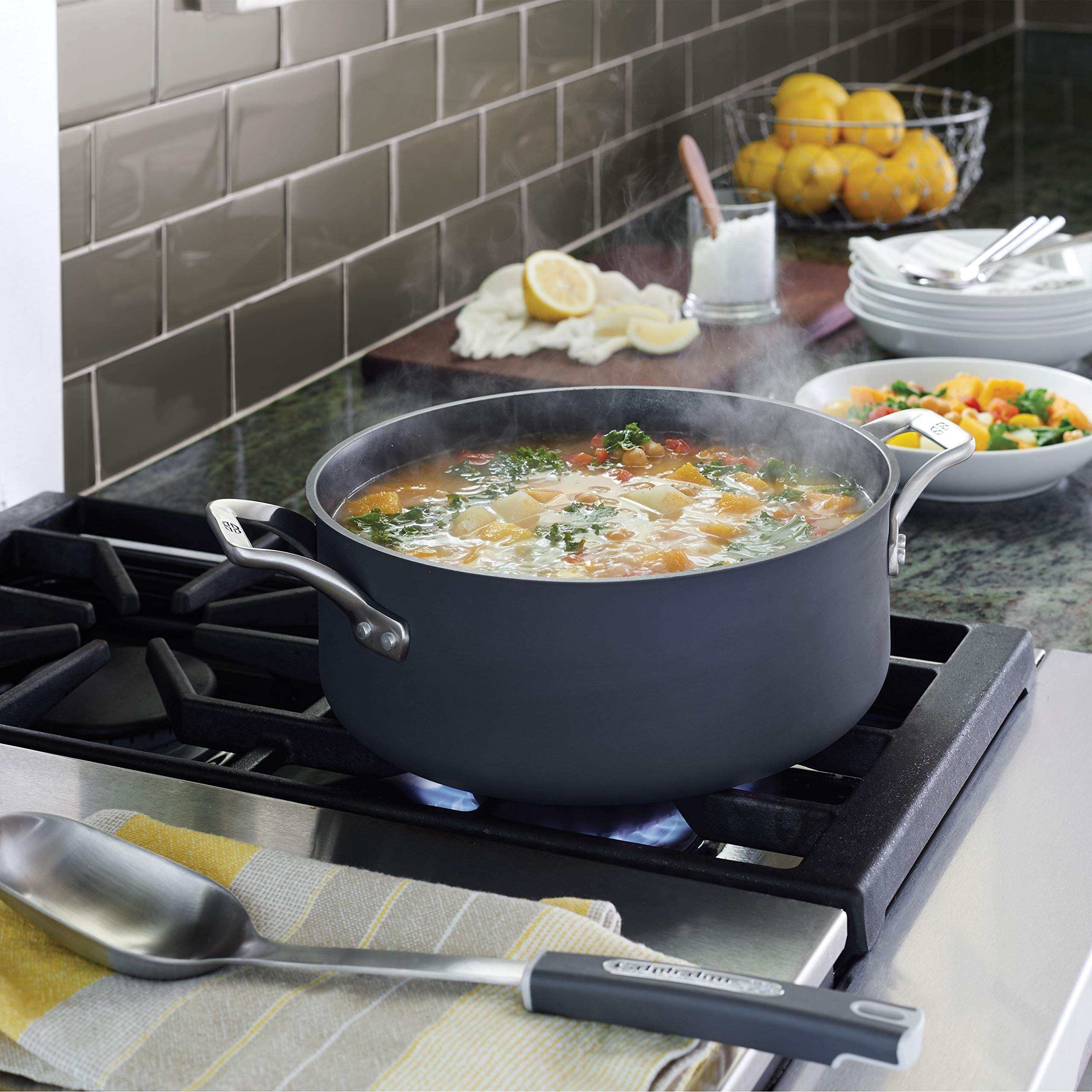 Calphalon 1948252 Signature Hard Anodized Nonstick Covered Dutch Oven