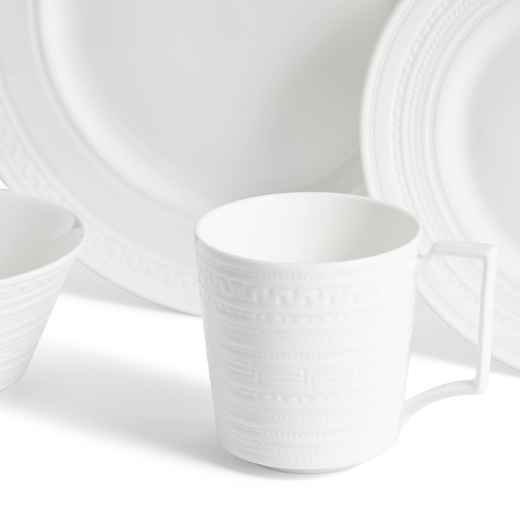 Wedgwood Intaglio 16-Piece Set