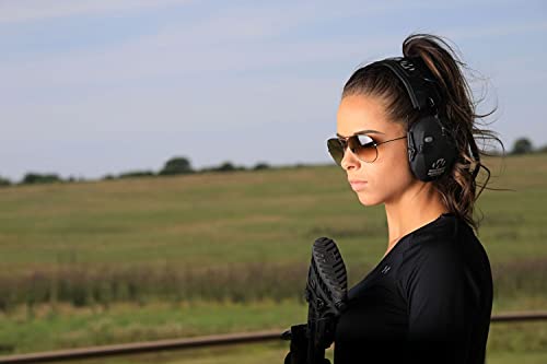 WALKER'S Razor Electronic Quad Muff w/ Bluetooth | 4 Mics 360-Degree Sound Capture 23dB NRR Hearing Protection Range Shooting Earmuffs w/ 2 AAA Batteries, Black