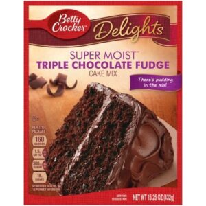 betty crocker super moist cake mix triple chocolate fudge 15.25 oz box (pack of 8)