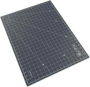 arteza rotary cutting mat, 18 x 24 inches, self-healing, with grid lines and non slip surface, for fabric, paper, and vinyl, durable and flexible, art supplies for crafts, quilting, and sewing