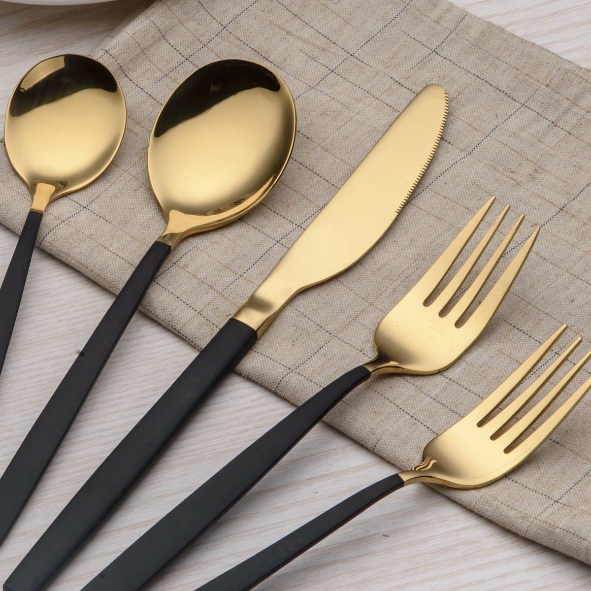 Berglander 20 Piece Titanium Black And Golden Plated Stainless Steel Flatware Set, Black Handle With Golden Mouth Silverware Set Black And Golden Cutlery Set Service for 4 (Shiny Black,Shiny Golden)