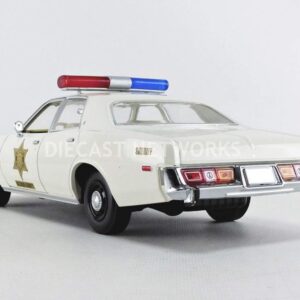 Greenlight 19055 1: 18 Artisan Collection - 1977 Plymouth Fury - Hazzard County Sheriff, Multi