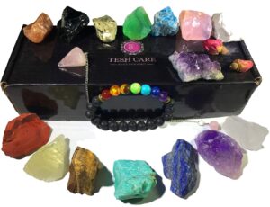 chakra therapy starter collection 17 pcs healing crystals kit, 7 raw chakra stones,7 colorful gemstones, amethyst,rose quartz pendulum,chakra lava bracelet,dry roses,guide,coa,gift ready