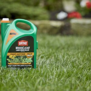 Ortho WeedClear Lawn Weed Killer Ready-to-Use Refill: For Northern Lawns, 1.33 gal.