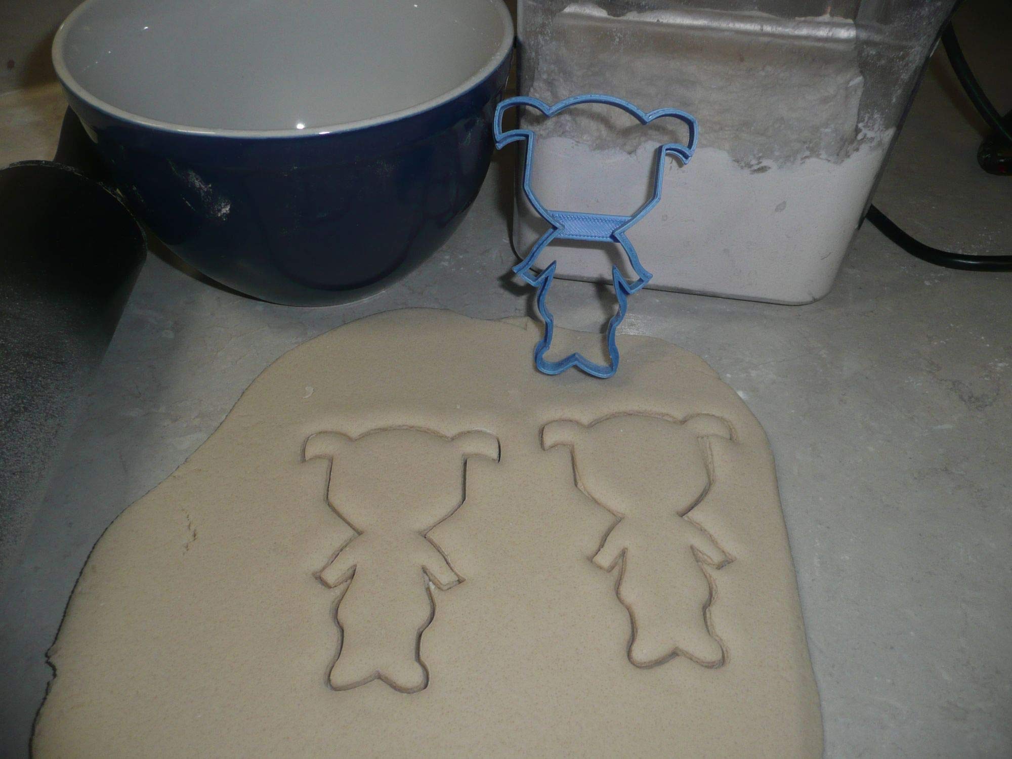 BOO LITTLE GIRL OUTLINE CARTOON CHARACTER FROM MONSTERS INC COOKIE CUTTER USA PR3221