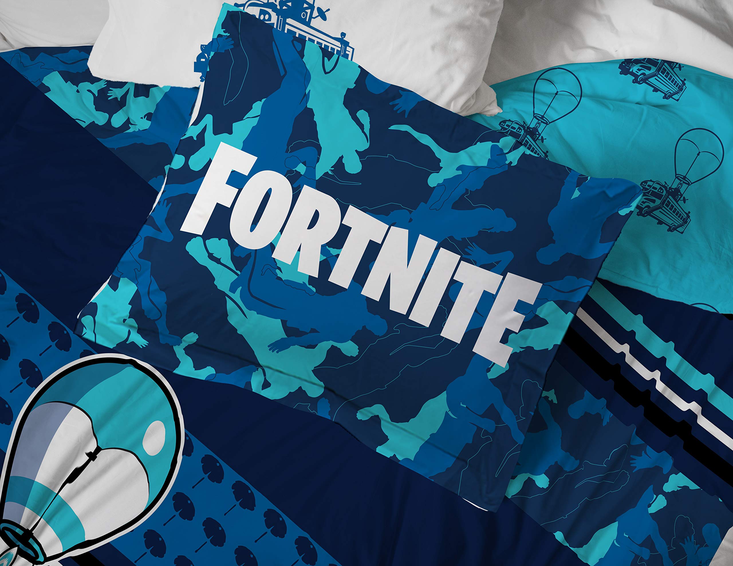 Jay Franco Fortnite Battle Bus 5 Piece Twin Bed Set - includes Reversible Comforter & Sheet Set Bedding - Super Soft Fade Resistant Microfiber (Official Fortnite Product)