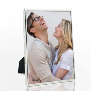 DECANIT 5x7 Picture Frame Set - Silver Metal Thin Frames for Wall or Tabletop Display of 3.5x5 Photos with Mat or 5x7 Without Mat - Gallery Wall Kit-6Pack