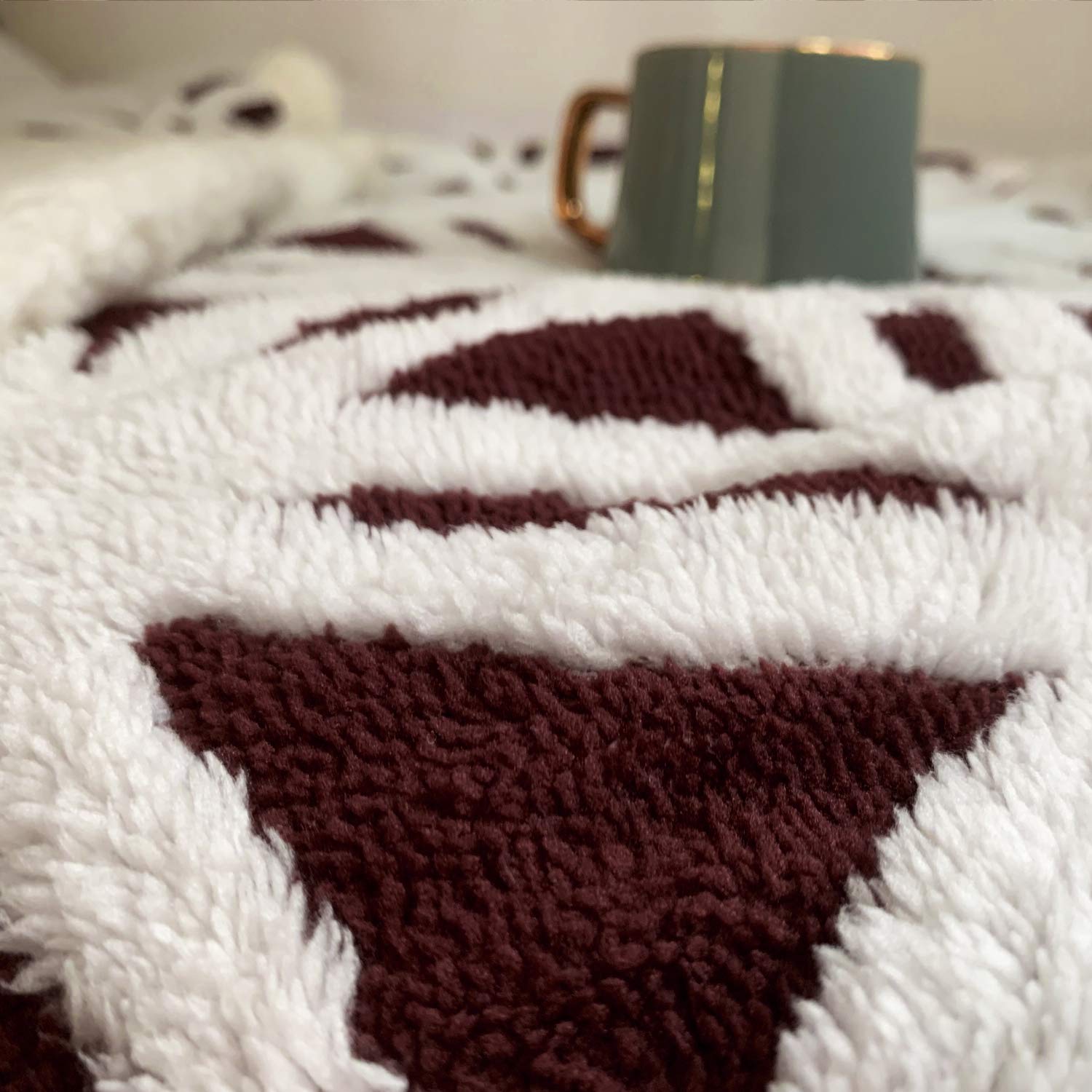 LOMAO Sherpa Fleece Blanket Fuzzy Soft Throw Blanket Dual Sided Blanket for Couch Sofa Bed (Rose Brown, 51"x63")