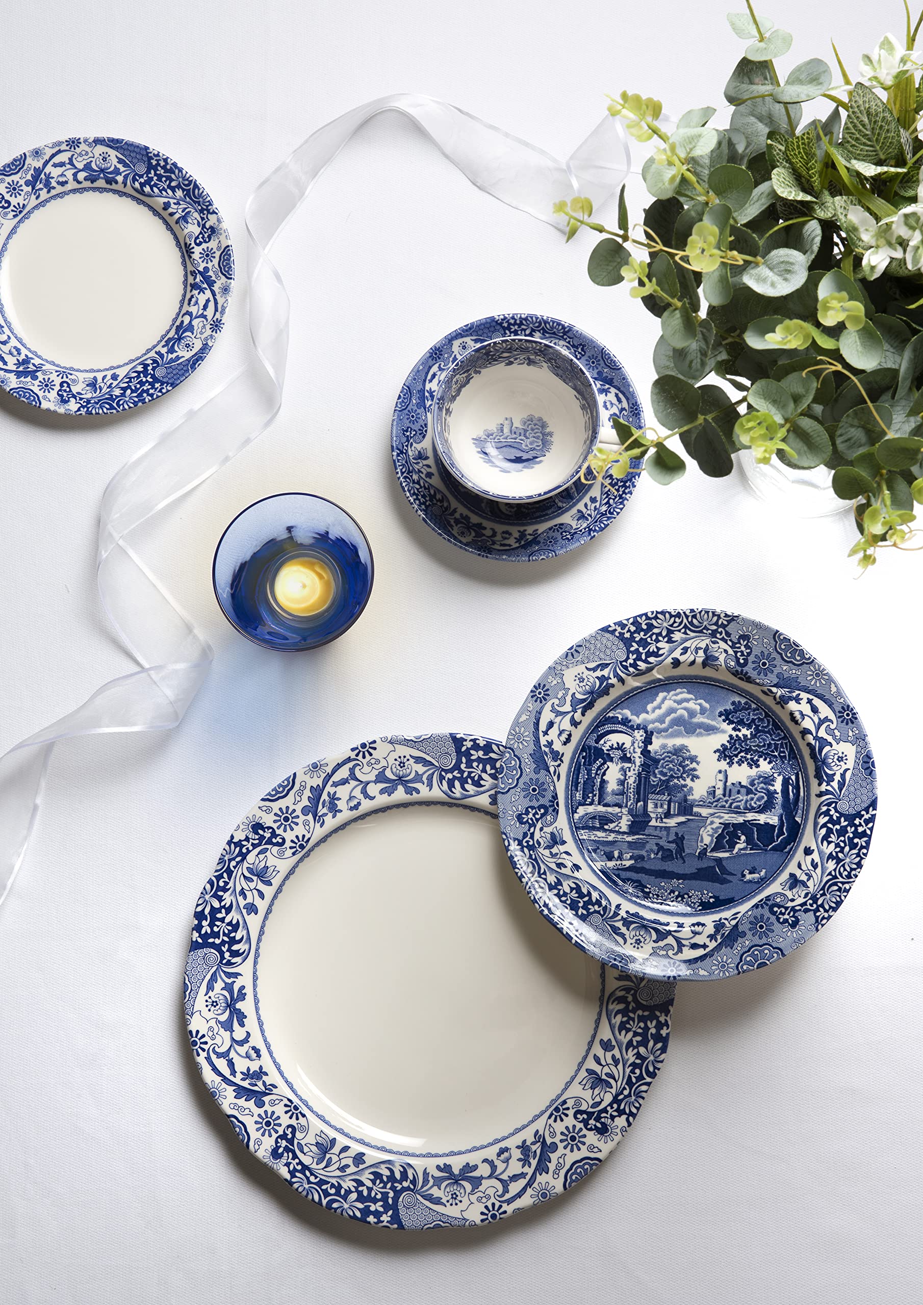 Spode Blue Italian Brocato 12 Piece Dinnerware Set | Service for 4 | Dinner Plate, Salad Plate, and Mug | Made of Fine Earthenware | Microwave and Dishwasher Safe