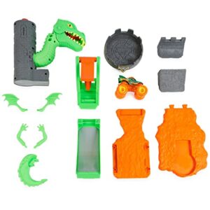 Monster Jam, Dueling Dragon Playset with Exclusive 1:64 Scale Dragon Monster Truck, Kids Toys for Boys Ages 3 and up