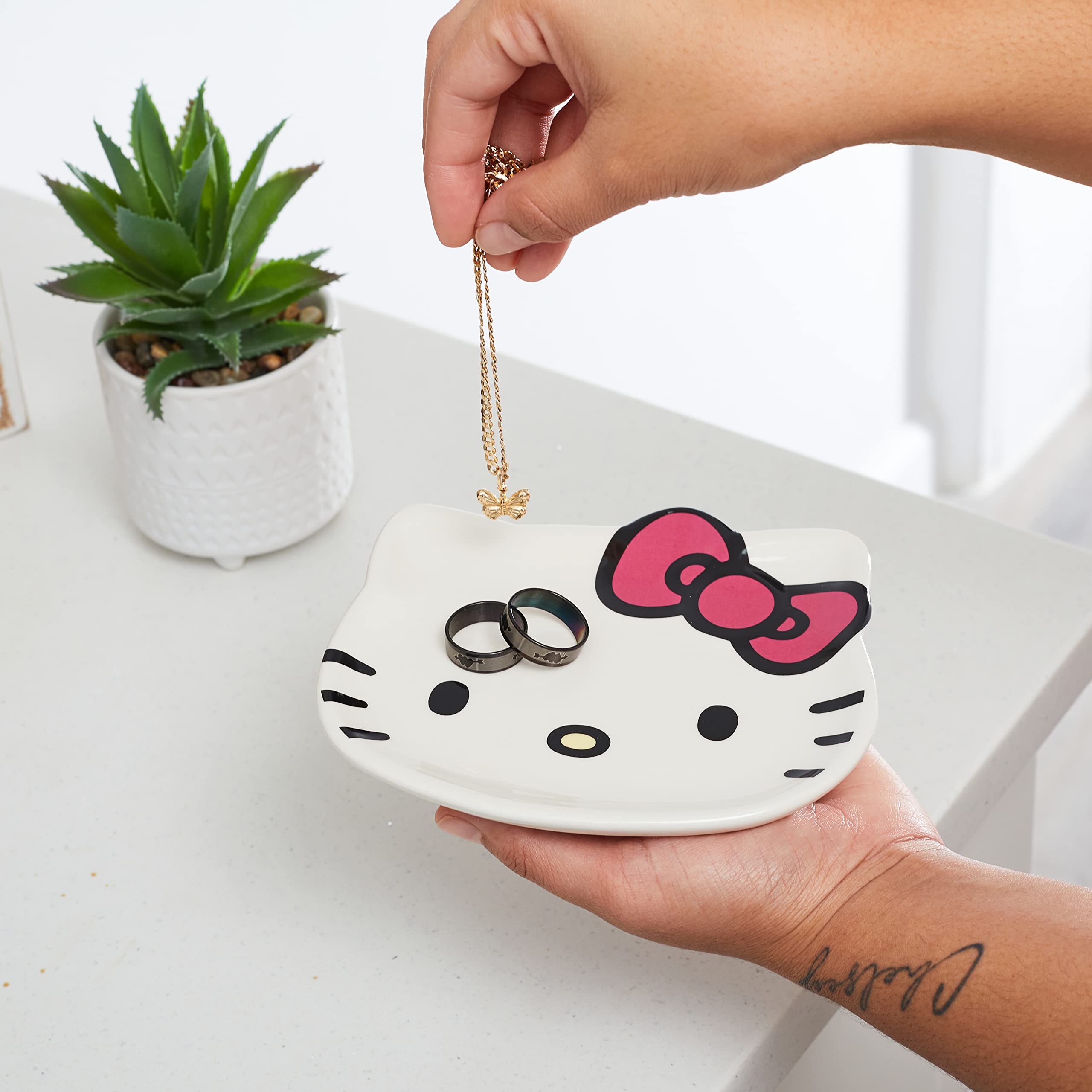 Hello Kitty Sanrio Jewelry Dish - Ceramic Trinket Tray and Ring Dish Jewelry Tray Officially Licensed