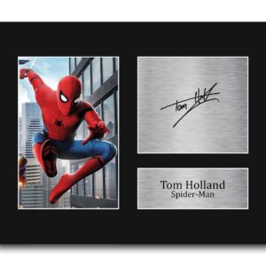 HWC Trading Tom Holland Gift USL Signed Printed Autograph Spiderman Gifts Print Photo Picture Display - US Letter Size