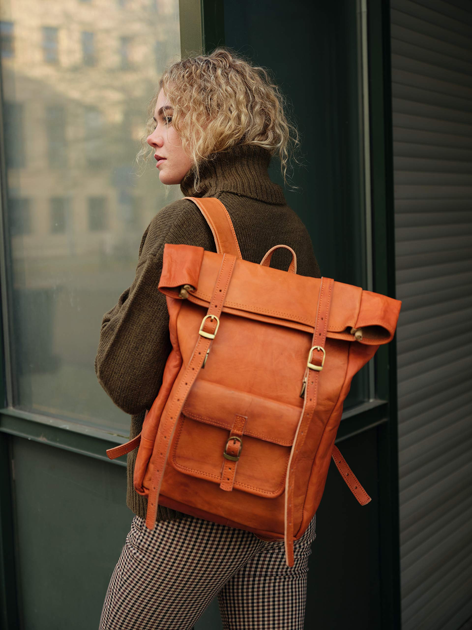 BERLINER BAGS Vintage Leather Backpack Leeds M, Large Waterproof Bookbag for Men and Women - Brown