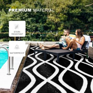 wikiwiki Outdoor Rug, 5x8 FTWaterproof Reversible Mat Indoor Outdoor Rugs Carpet, Small Area Rug Plastic Straw Rug for Patio Deck Balcony Pool RV Camping Beach Picnic, Black & White