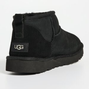 UGG Men's Classic Ultra Mini Boot, Black, 9