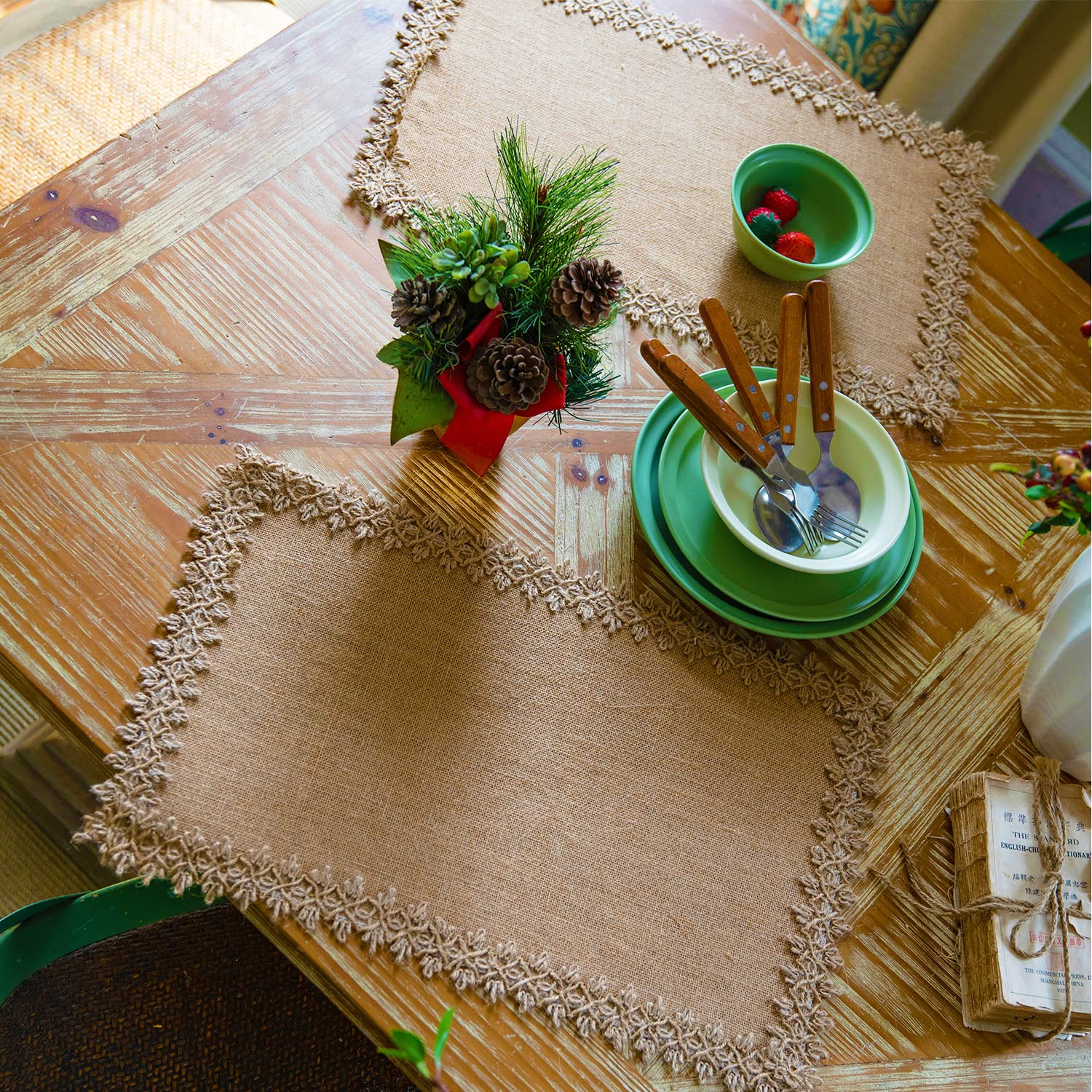 Boho Placemats with Jute Lacy Set of 4,Burlap Placemats Farmhouse Dinner Table Mats Washable Linen Cafe Palce Mat Heat-Resistant Placemat for Dining Table Kitchen Parties