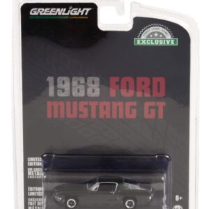 GreenLight 1:64 1968 for&d Mustang GT Fastback - Highland Green 44723 [Shipping from Canada]