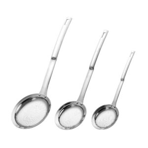 hvanam sieve fine mesh strainer set stainless steel metal flat cooking skimmer ladle colander with handle food strainer kitchen tools for kitchen baking oil filter flour sifter foam,l m small 3pack