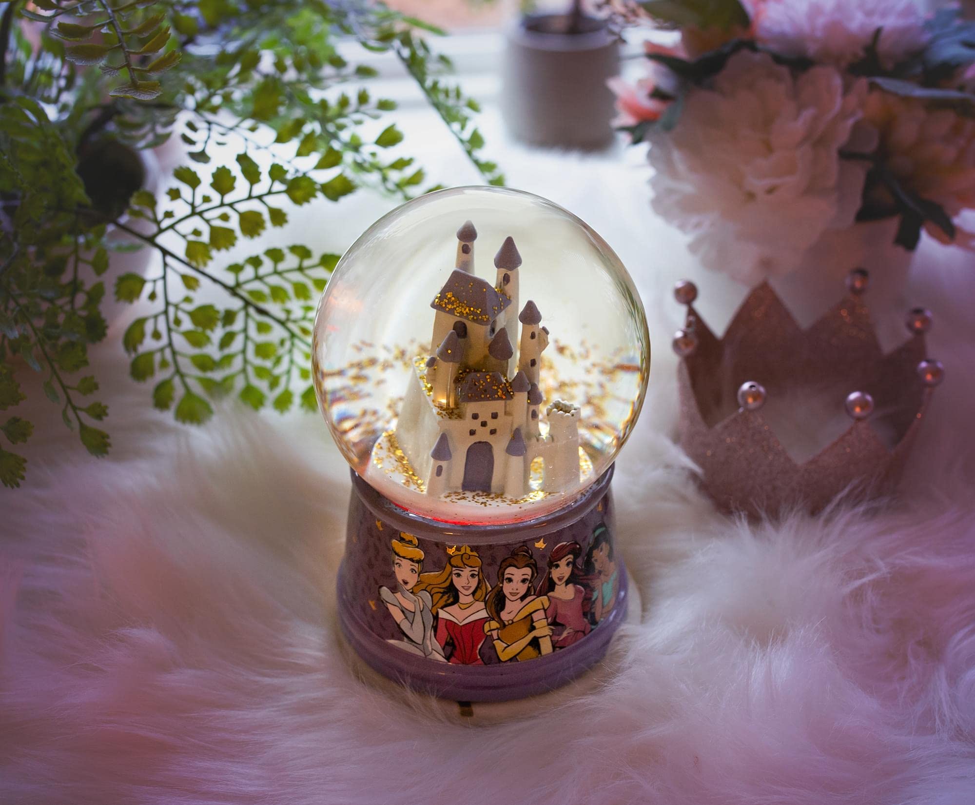 Silver Buffalo Disney Princess Castle Featuring Cinderella, Aurora, Belle, Ariel, and Jasmine Light Up Snow Globe, 100mL