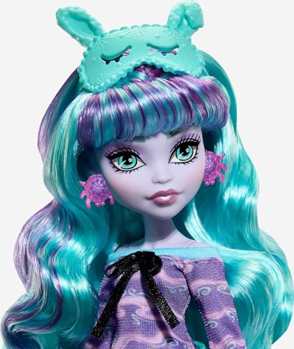 Monster High Creepover Party Doll, Twyla with Pet Bunny Dustin, Sleepover Clothes & Accessories like Hoodie, Book & Backpack