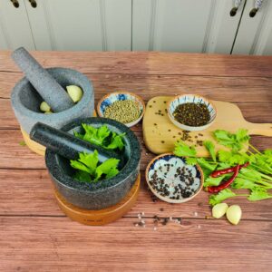 LUOLAO Large Mortar and Pestle Set, 2 Cup Capacity, Heavy Granite Stone Molcajete Bowl with Wood Base, Used in Guacamole, Salsa, Herb Crusher, Grind and Crush Spices and Nuts to Release Flavor, Black