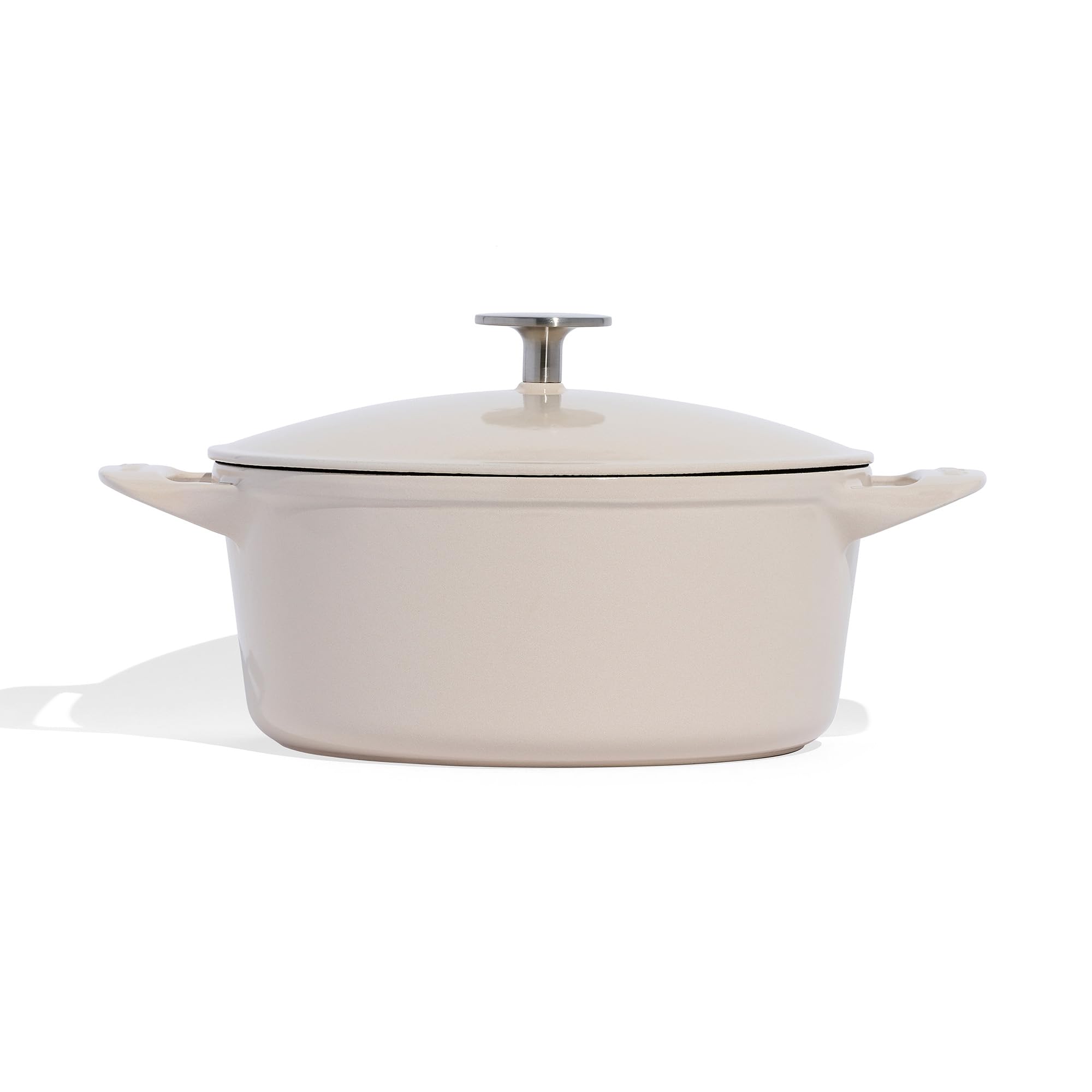 Made In Cookware - Dutch Oven 5.5 Quart - Linen - Enameled Cast Iron - Exceptional Heat Retention & Durability - Professional Cookware - Crafted in France - Induction Compatible