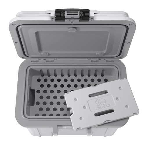 Pelican 8 Quart Personal Lunch Box Cooler (White/Gray)