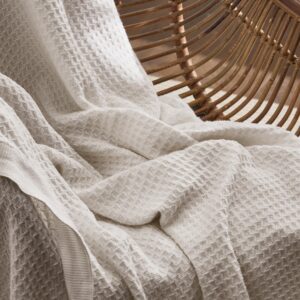 Bedsure 100% Cotton Blankets King Size for Bed - Waffle Weave Blankets for Summer, Lightweight and Breathable Soft Woven Blankets for Spring, Light Beige/Linen, 104x90 inches