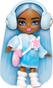 barbie extra mini minis travel doll with blue hair, ombre sweater dress, pastel earmuffs, snow boots & snow accessories, 3.25-inch