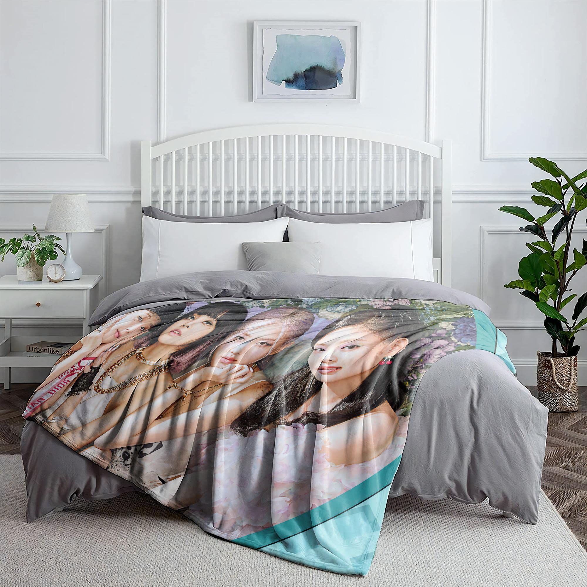 GZDXD Korean Girl Group Poster Blanket, HD Printing Does not Fade, Soft Flannel Throw Blanket, Suitable for Kids Teen Adult Gift (Color 10,50x60in (130x150cm))