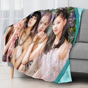 GZDXD Korean Girl Group Poster Blanket, HD Printing Does not Fade, Soft Flannel Throw Blanket, Suitable for Kids Teen Adult Gift (Color 10,50x60in (130x150cm))