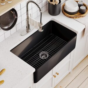 CASAINC 33-inch Kitchen Sink Black, Farmhouse Sink Fireclay Apron -Front Farmhouse Deep Single Bowl, Farmhouse Sink with Stainless Steel Bottom Grid and Kitchen Sink Drain