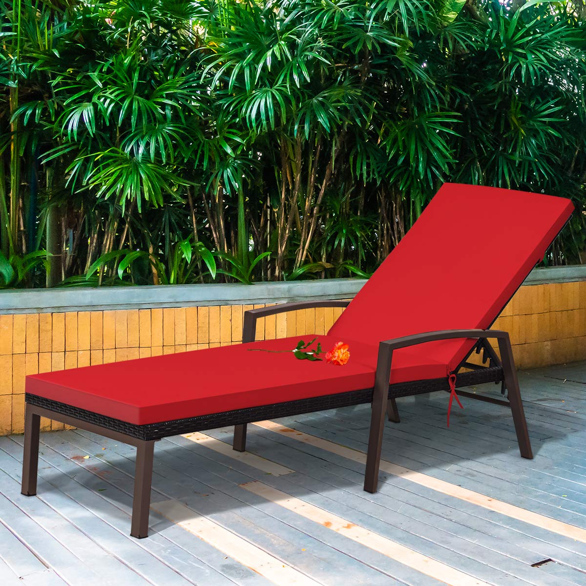 RELAX4LIFE Outdoor Chaise Lounge Chair - 5-Position Adjustable Rattan Pool Chair w/Cushion, Recliner Chair, Metal Frame, Reclining Wicker Lounger for Balcony, Beach, Patio Lounge Chair (Red)