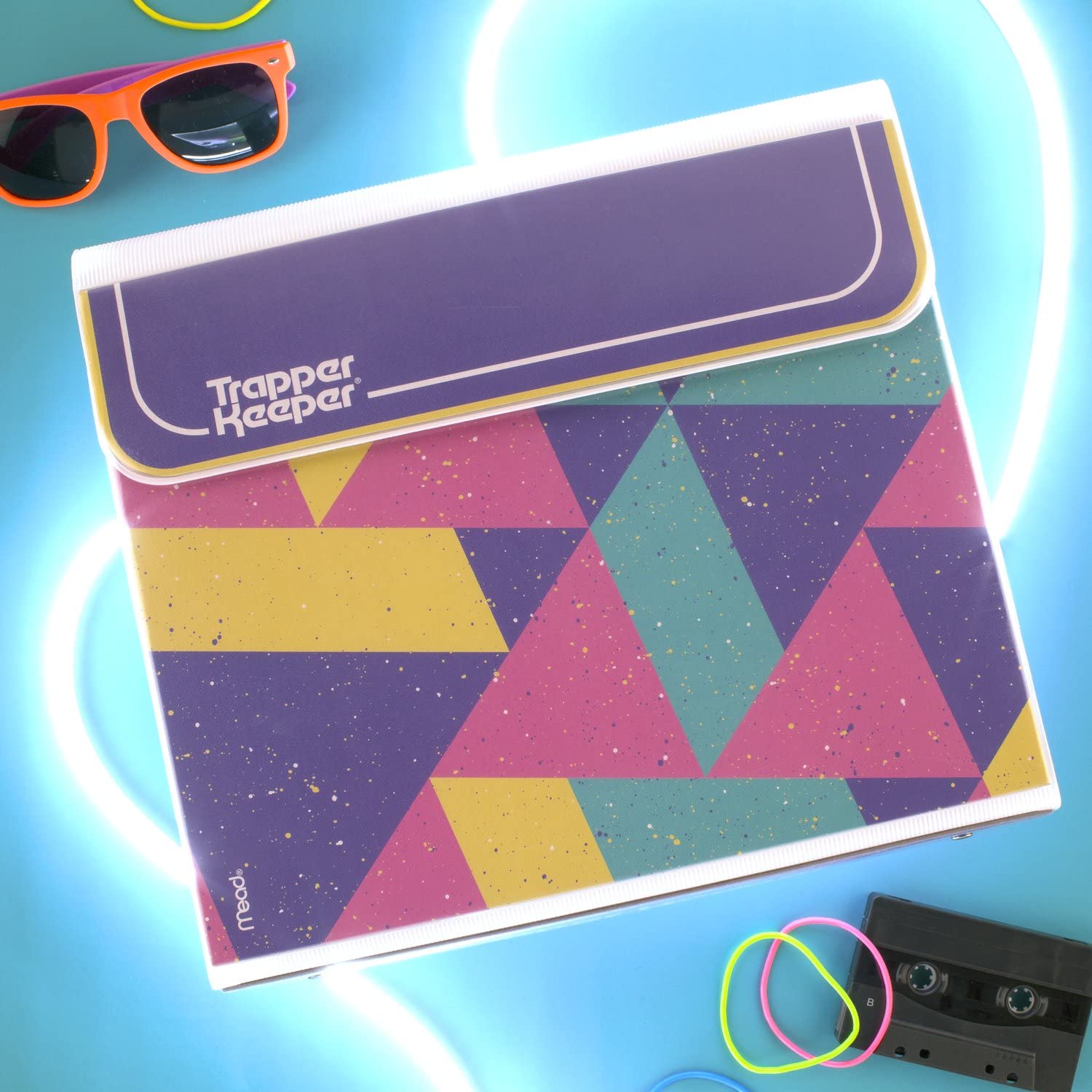 Trapper Keeper Binder, Retro Design, 1 Inch Binder Includes 2 Folders and Extra Pocket, Metal Rings and Spring Clip, Secure Storage, Colorblock, Mead School Supplies (260038FN-ECM)