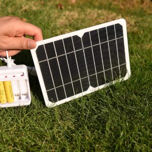 HUI YINGC Solar Power Charger with 5 Watt Portable Solar Panel for 1.2V AA & AAA Household Rechargeable Batteries, with 5 Watt Solar Panel and 4-Bay USB AA & AAA Charger