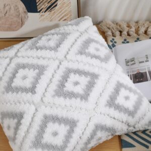 NUYECY Faux Fur Boho Throw Pillow Covers 20 x 20 Light Grey,Super Soft Plush Decorative Checkerboard Pattern Neutral Fur Square Pillow Cover Pillowcase Cushion Covers for Sofa Couch Bed Farmhouse