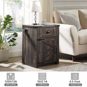 SOOWERY Nightstands Set of 2, Nightstand with Charging Station, Farmhouse End Table with Barn Door and Drawer, Rustic Wood Sofa Side Table for Bedroom, Living Room, Dark Rustic Oak