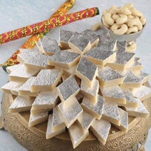 GLC Gold Leaf Silver Leaf, 99.9% Pure Silver Leaf Varakh Foils 50pcs 5'' x 3'' for Sweets Deco,Cake Baking,Chocolate,Supari,Serums,Ayurvedic Medicine,Decoration,Beauty Face Kits,Painting Art Crafts_