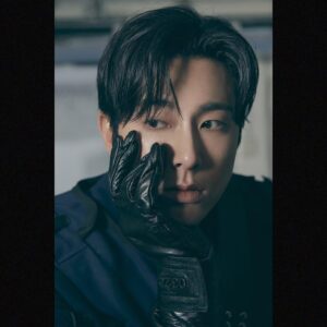 U-KNOW Yunho Reality Show 3rd Mini Album Behind Disk Version Limited Edition CD+1p Folded Poster on Pack+44p PhotoBook A+44p PhotoBook B+1p PhotoCard+1p Lyric Paper+6p META Card+Tracking Sealed