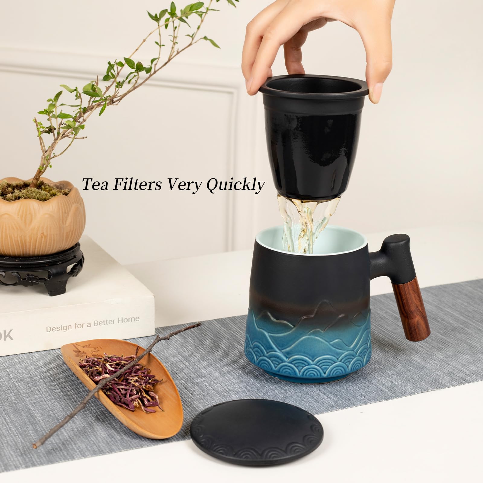 TEEVEA Tea Cup with Infuser and Lid, Ceramic Steeping Mug with Rosewood Handle, 15.2 Ounces Loose Leaf Tea Cup,Black & Blue