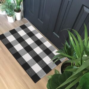 LEEVAN Buffalo Plaid Outdoor Door Mat, 2x3 ft Front Porch Rugs, Washable Woven Black White Checkered Rug, Welcome Layered Doormats Outdoor for Farmhouse Kitchen/Entryway/Front Door