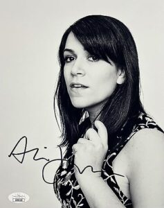 abbi jacobson signed autograph 8x10 photo broad city jsa certified authentic ah96183