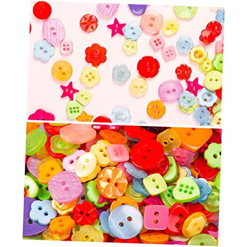 COHEALI 800 Pcs Christmas Wood Buttons Nativity Toy Botones Decorativos para Manualidades Wood Sewing Buttons Xmas Colorful Buttons Craft Toys Water Table Toys Craft Buttons Scrapbook Love