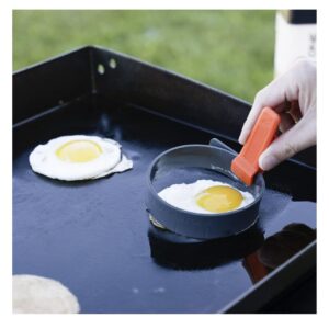 Blackstone AR 32 Ounce Collapsible Silicone Griddle Breakfast Tool Set with Heat Resistant Silicone Construction (4.65 x 4.65 x 6.85 Inches)