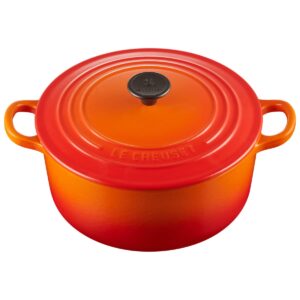 le creuset enameled cast-iron 4-1/2-quart round french oven, flame