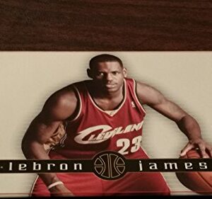 2003 / 2004 Lebron James 32-Card Boxed Set - Upper Deck