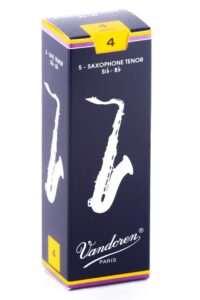 vandoren sr224 tenor sax traditional reeds strength 4; box of 5