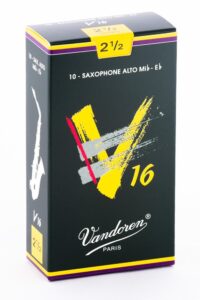 vandoren sr7025 alto sax v16 reeds strength 2.5; box of 10