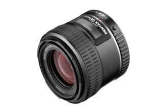 pentax smcp-d fa 50mm f/2.8 lens for pentax and samsung digital slr cameras (old model)